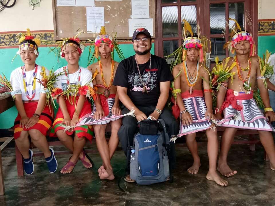 MENTAWAI 70 AÑOS DE LA LLEGADA DEL PRIMER CATÒLICO